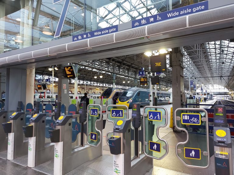 Manchester Train Stations - Our Guide - Railsmartr