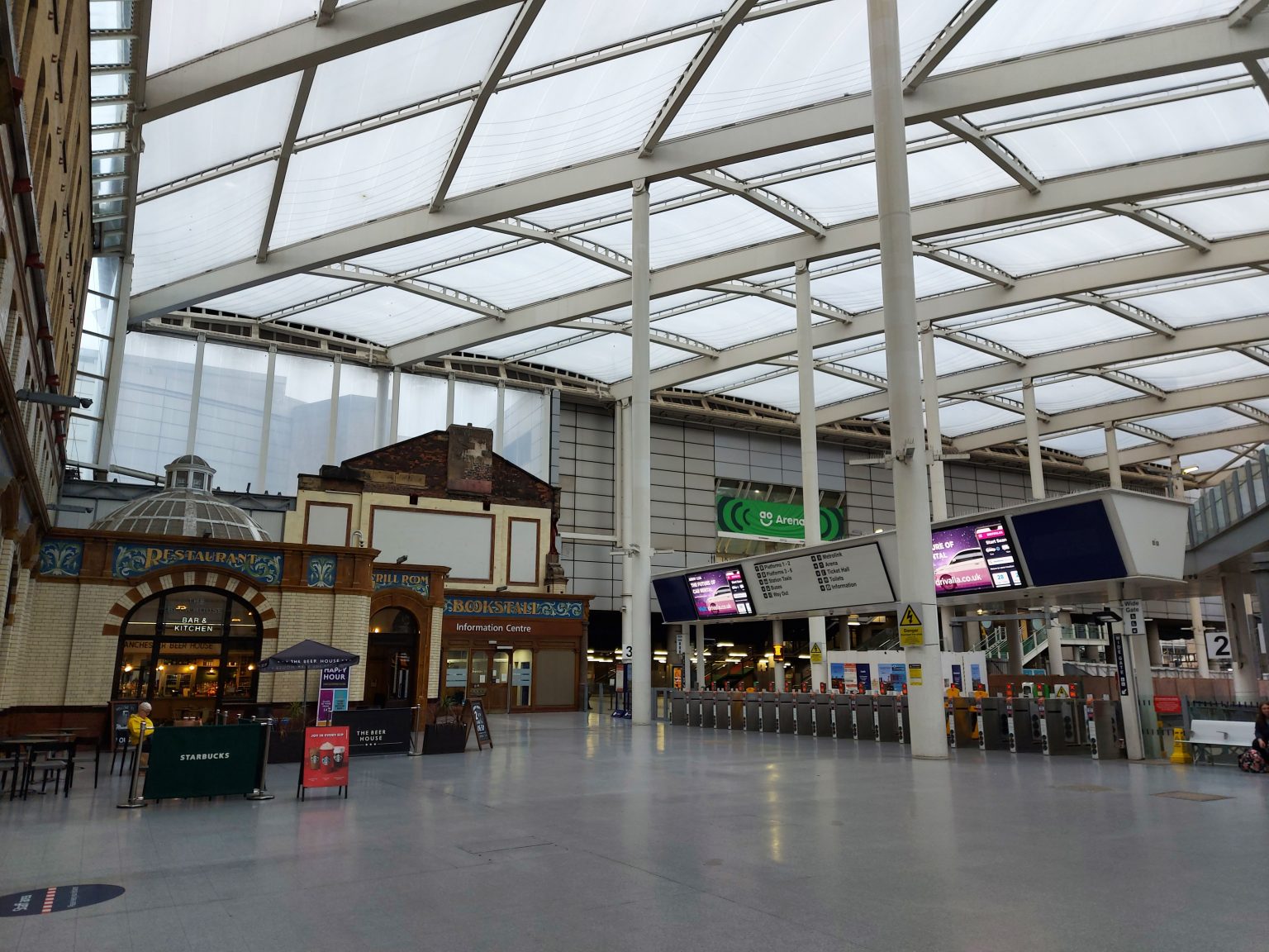 Manchester Train Stations - Our Guide - Railsmartr