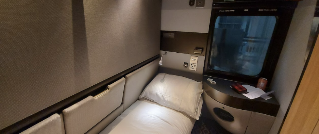 What is the Sleeper Train to Cornwall like? - Railsmartr.co.uk