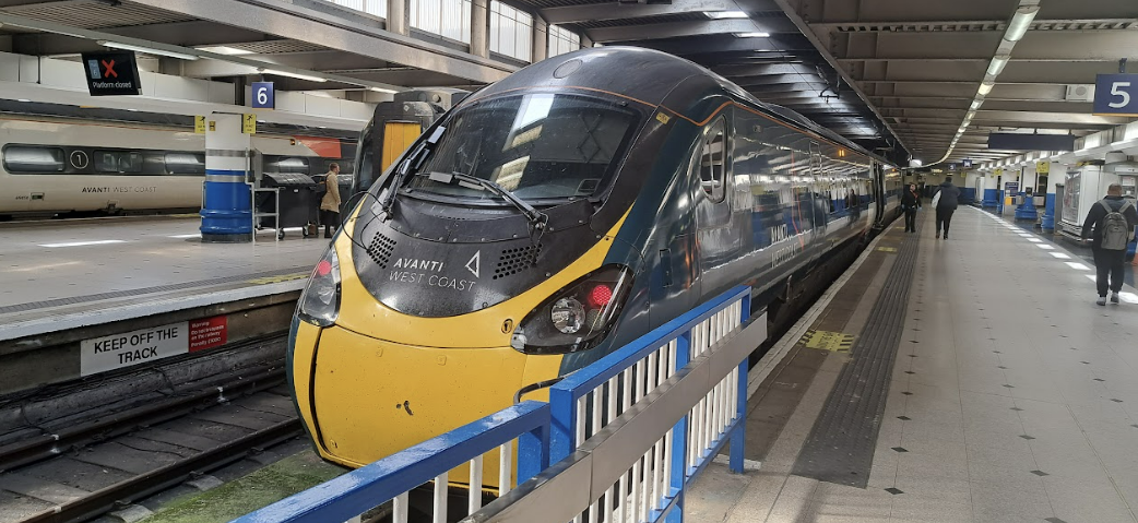 What are the cheapest train tickets to London from Liverpool?