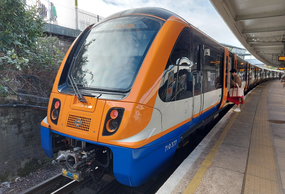 London Overground - Railsmartr