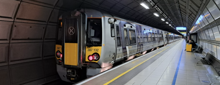 What's the best train to Heathrow Airport? - Railsmartr